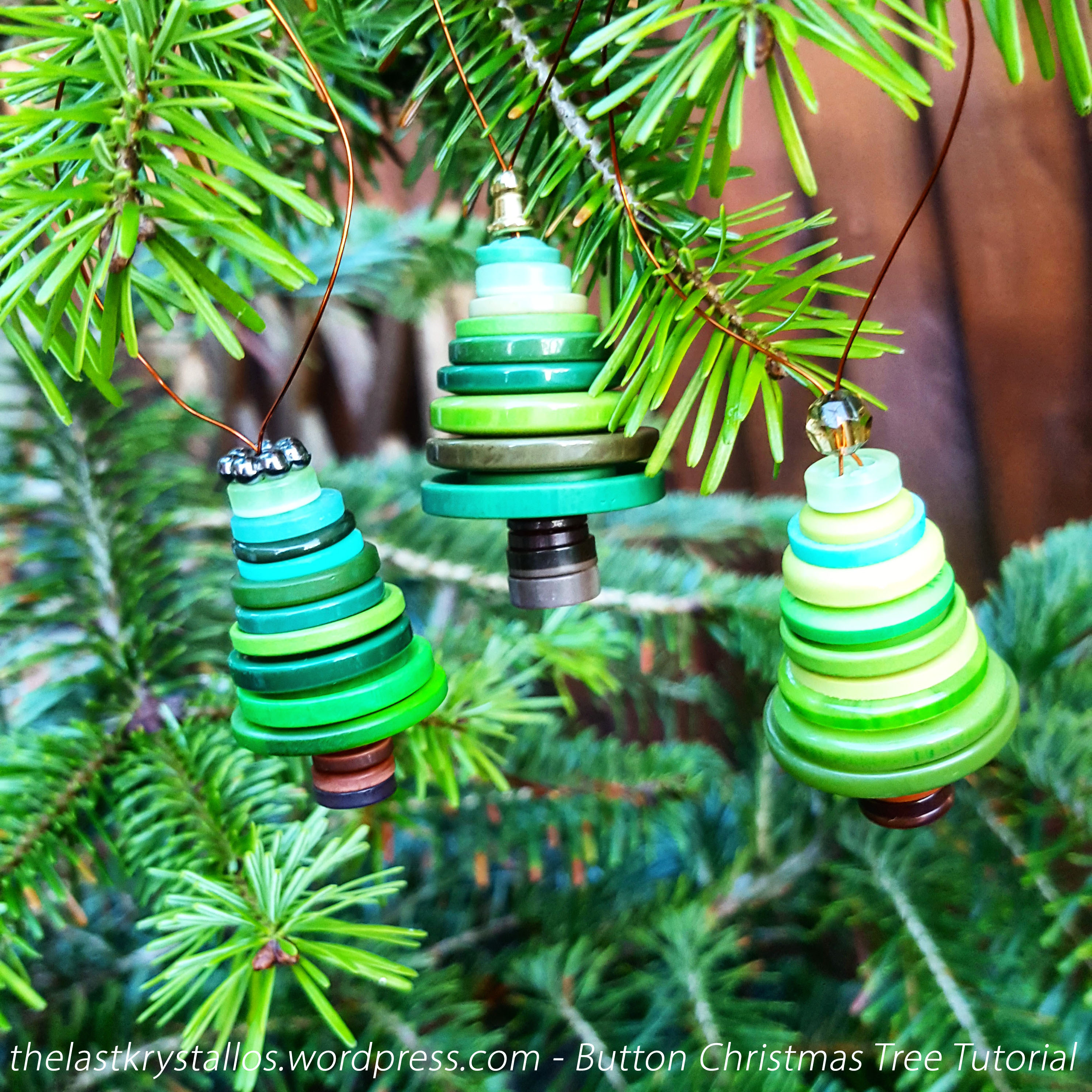 Button Christmas Tree Tutorial | The Last Krystallos